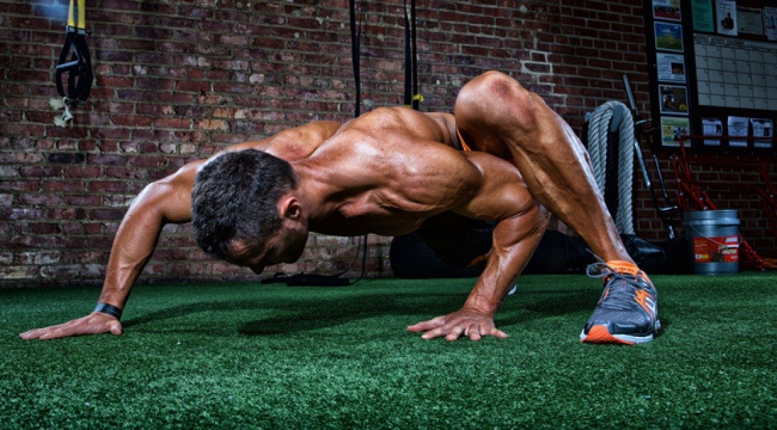 3 ejercicios de gateo para incluir en tu rutina