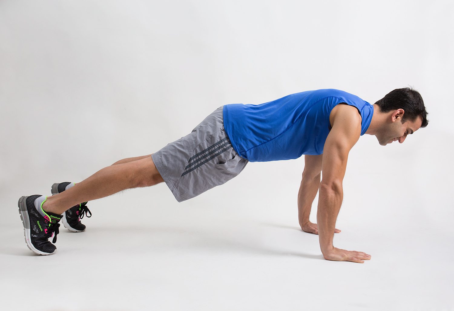 10 variantes de flexiones para principiantes