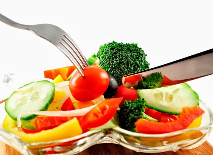 ¿Qué verduras debemos tomar crudas y cuáles debemos cocinar?