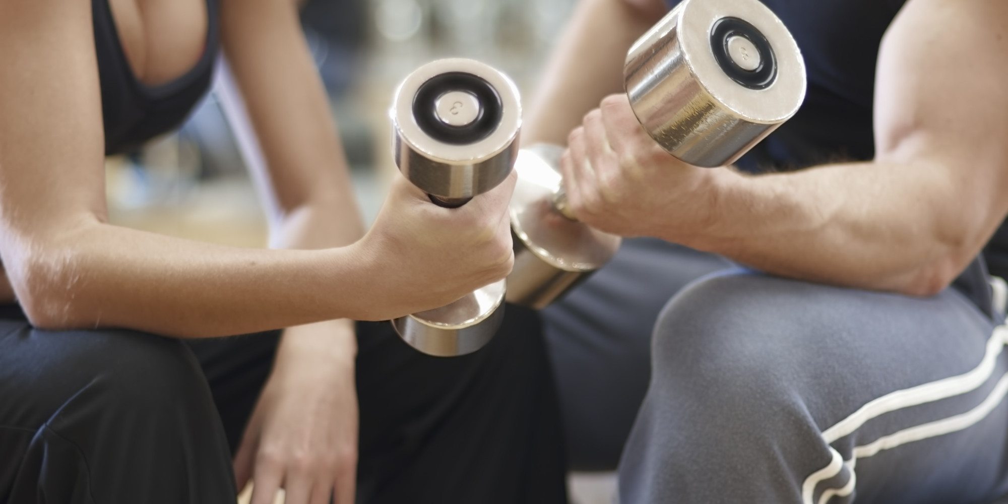 Dolor de cabeza por levantar pesas: cómo prevenirlo y tratarlo