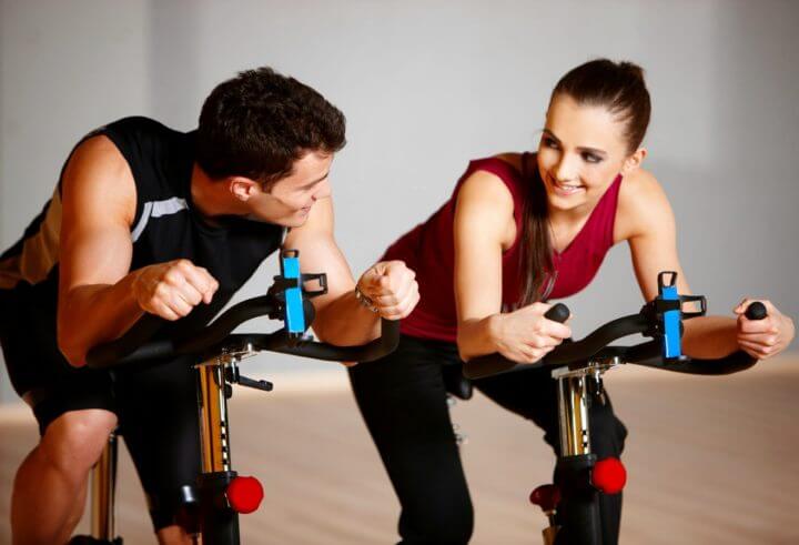 5 rutinas en máquinas de cardio que cualquiera amará