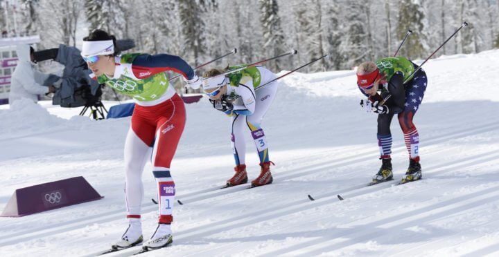 ¿Cómo se debe planificar el entrenamiento en esquí de fondo?