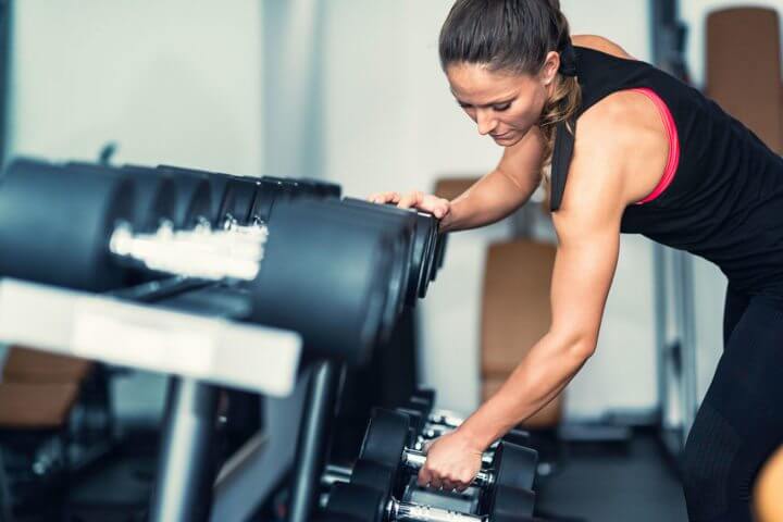 13 beneficios del entrenamiento con pesas que nadie te ha contado