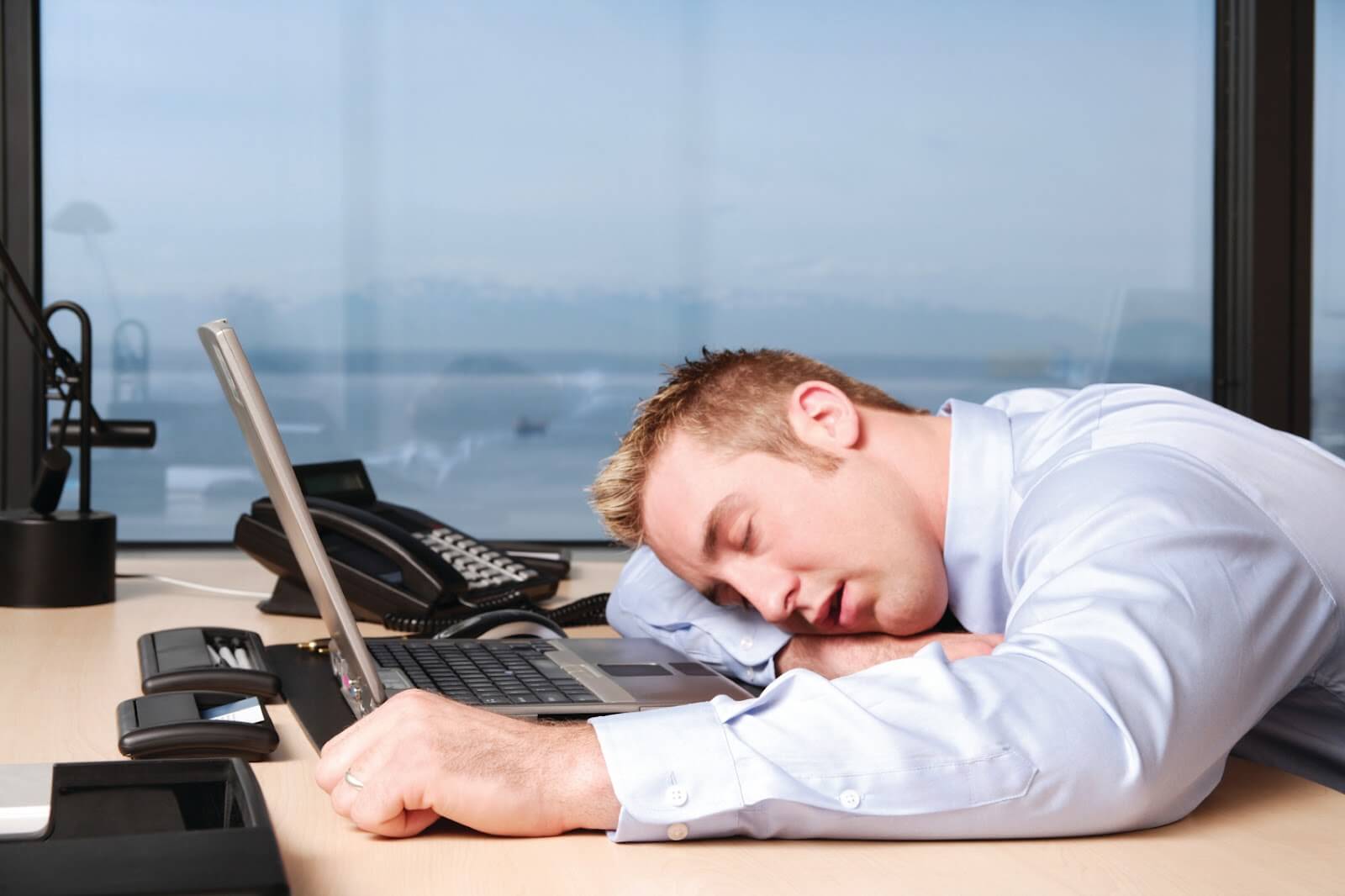 5 hábitos extraordinarios para tener un alto rendimiento laboral