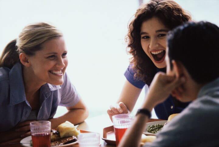 6 cosas que hacen las personas inteligentes para tener conversaciones ...