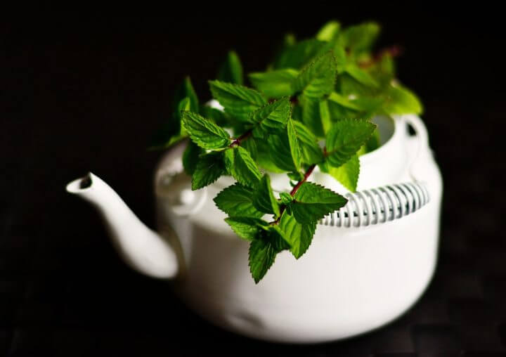 10 beneficios del té de menta probados por la ciencia