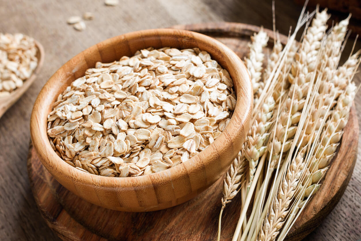 6 recetas con avena perfectas para comer por la noche