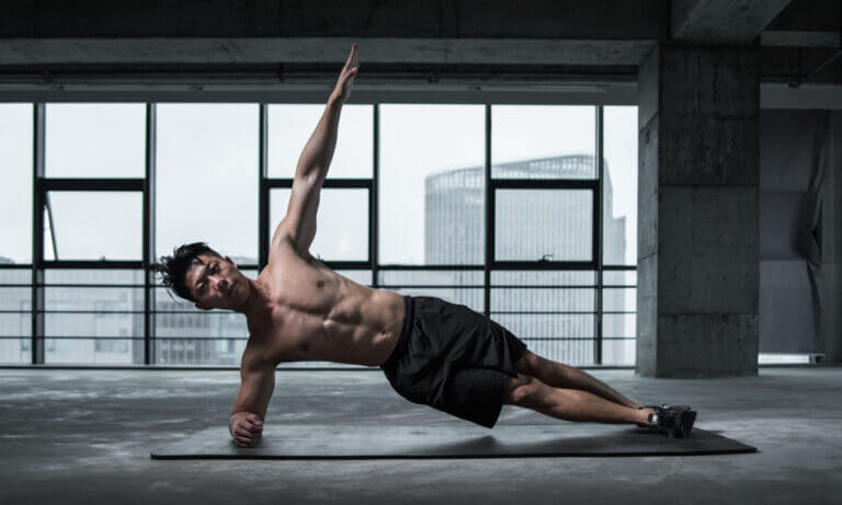 ¿Qué son las superseries y por qué te ayudan a ganar músculo?